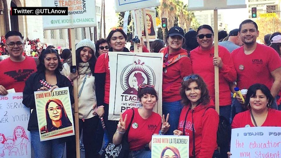 35,000 Los Angeles teachers set January strike